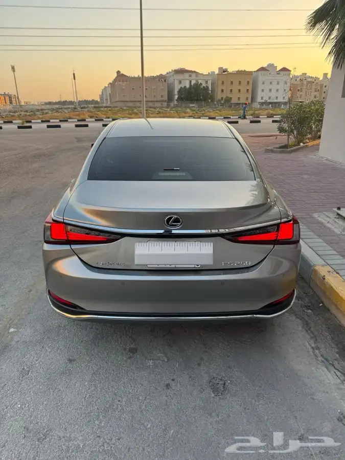 لكزس ES 250 AA 2023 | موقع حراج